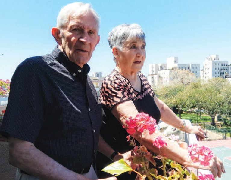 ESRAmagazine - Home Sweet Home - Beth Protea