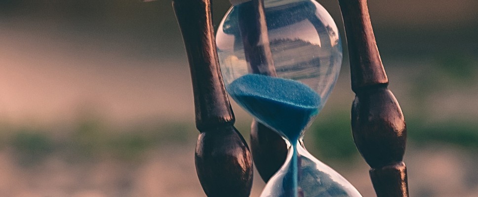 ESRAmagazine - Create Your Own Capsule